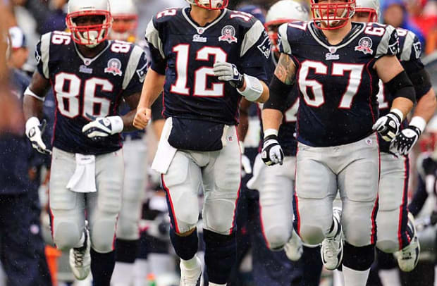 Tom Brady Outside the Huddle - SI Kids: Sports News for Kids, Kids ...