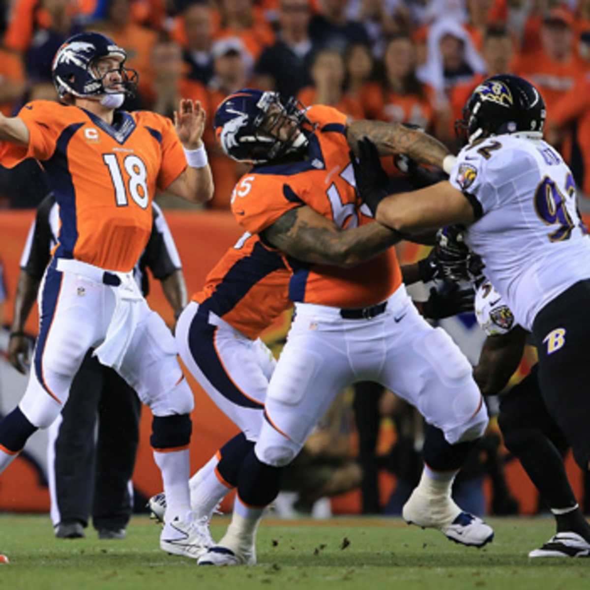 peyton manning throwing