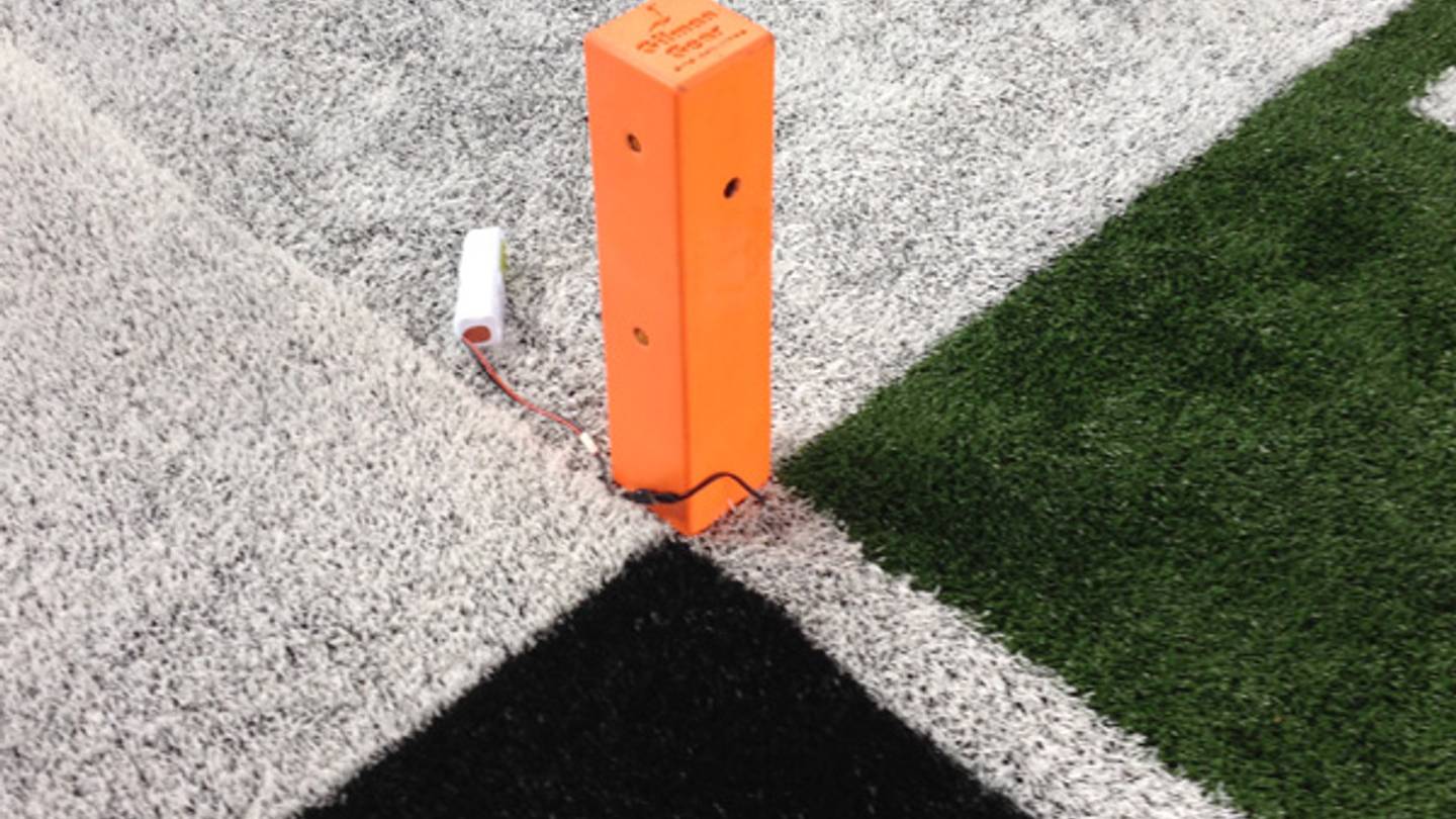 Cameras In Pylons Give Football Fans a New View - SI Kids: Sports News ...