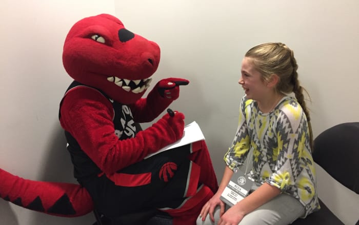 Meet the Raptor, Toronto's Fun-Loving Mascot - SI Kids: Sports News for ...