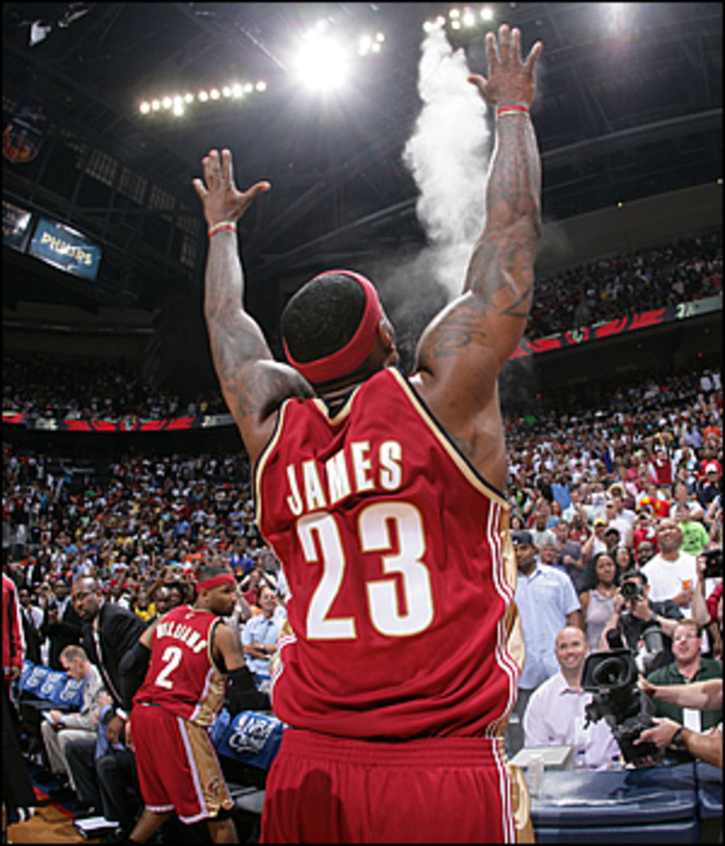 LeBron and the Cavs Know How To Have Fun - SI Kids: Sports News for ...