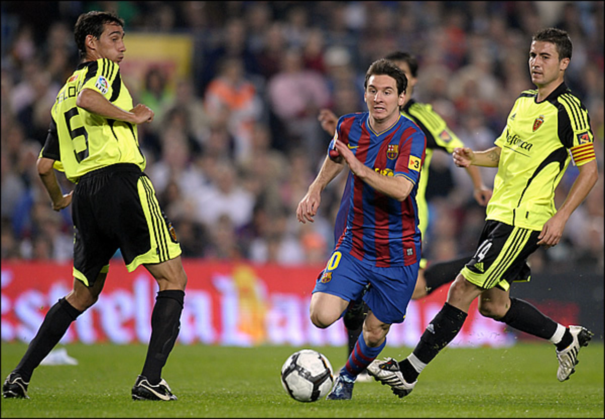 Top 10 Small Athletes: #1 Lionel Messi - SI Kids: Sports News for Kids ...