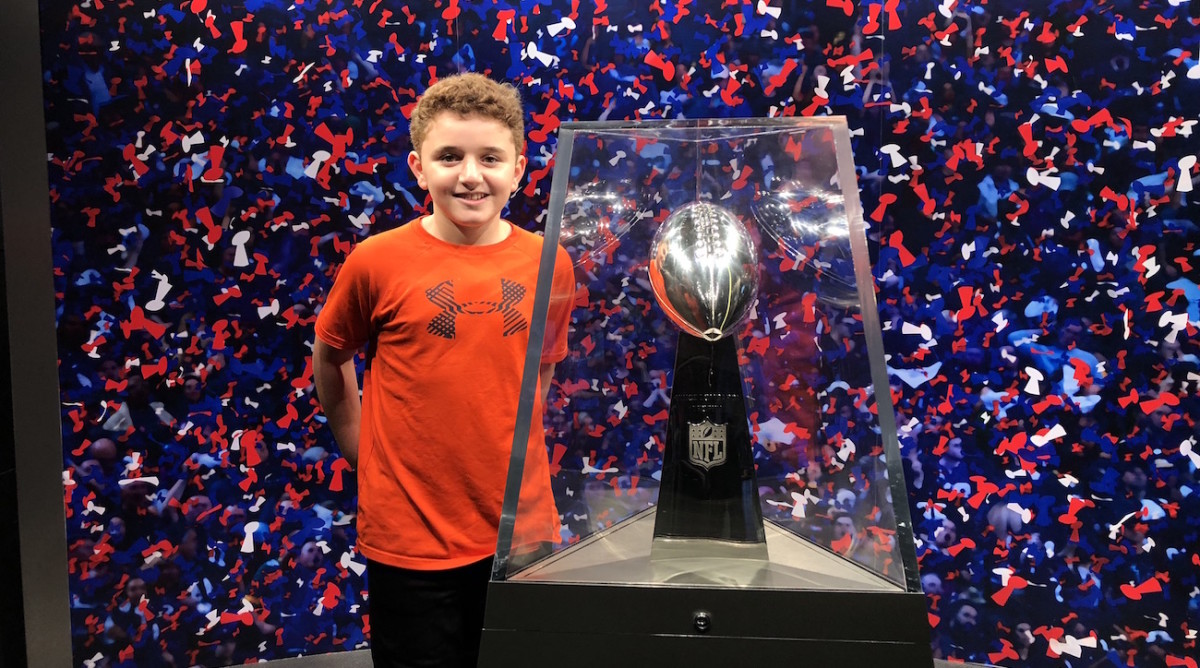 Kid Reporter Tries Out New NFL Experience in NYC - SI Kids: Sports News ...