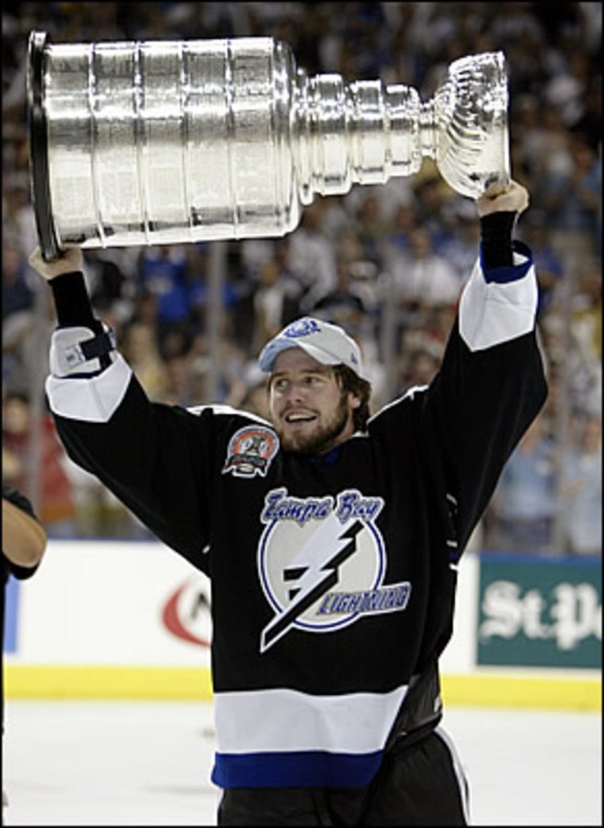 Top 10 Small Athletes: #7 Martin St. Louis - SI Kids: Sports News for ...