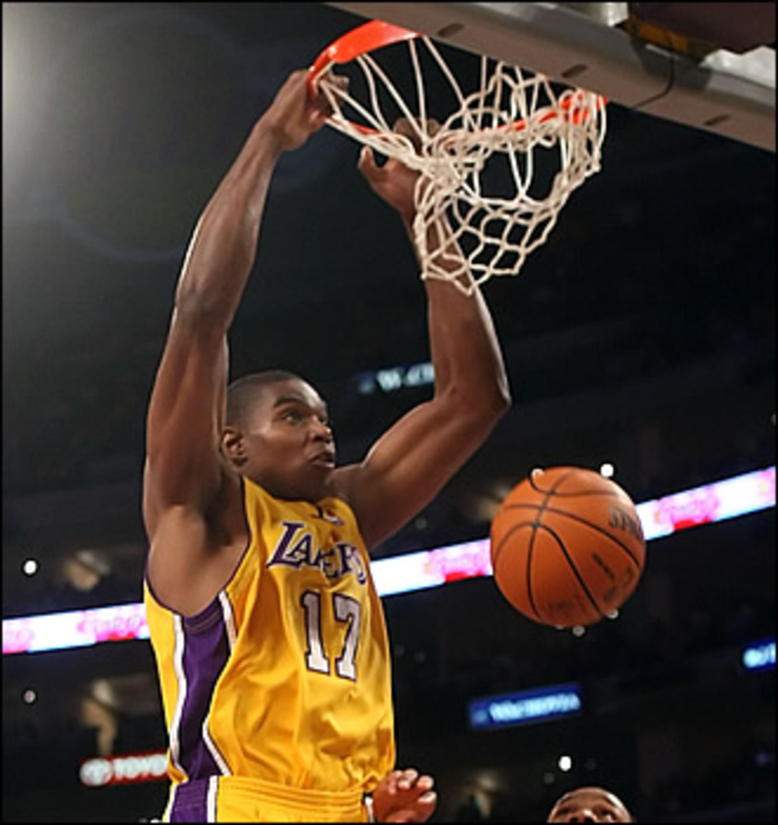 Andrew Bynum: The Key to the Lakers Success - SI Kids: Sports News for ...