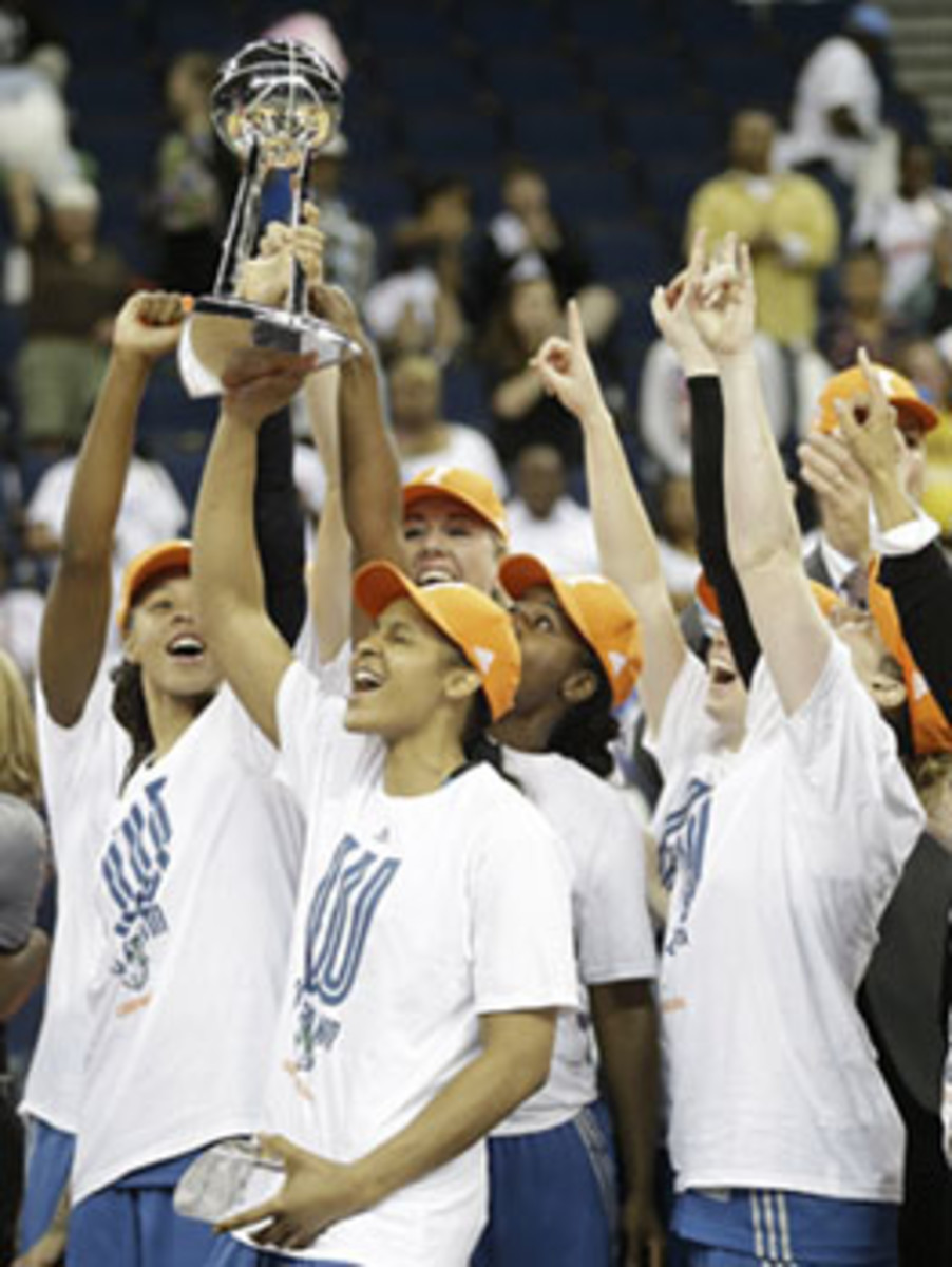 Minnesota Lynx Sweep Atlanta Dream in WNBA Championship - SI Kids ...