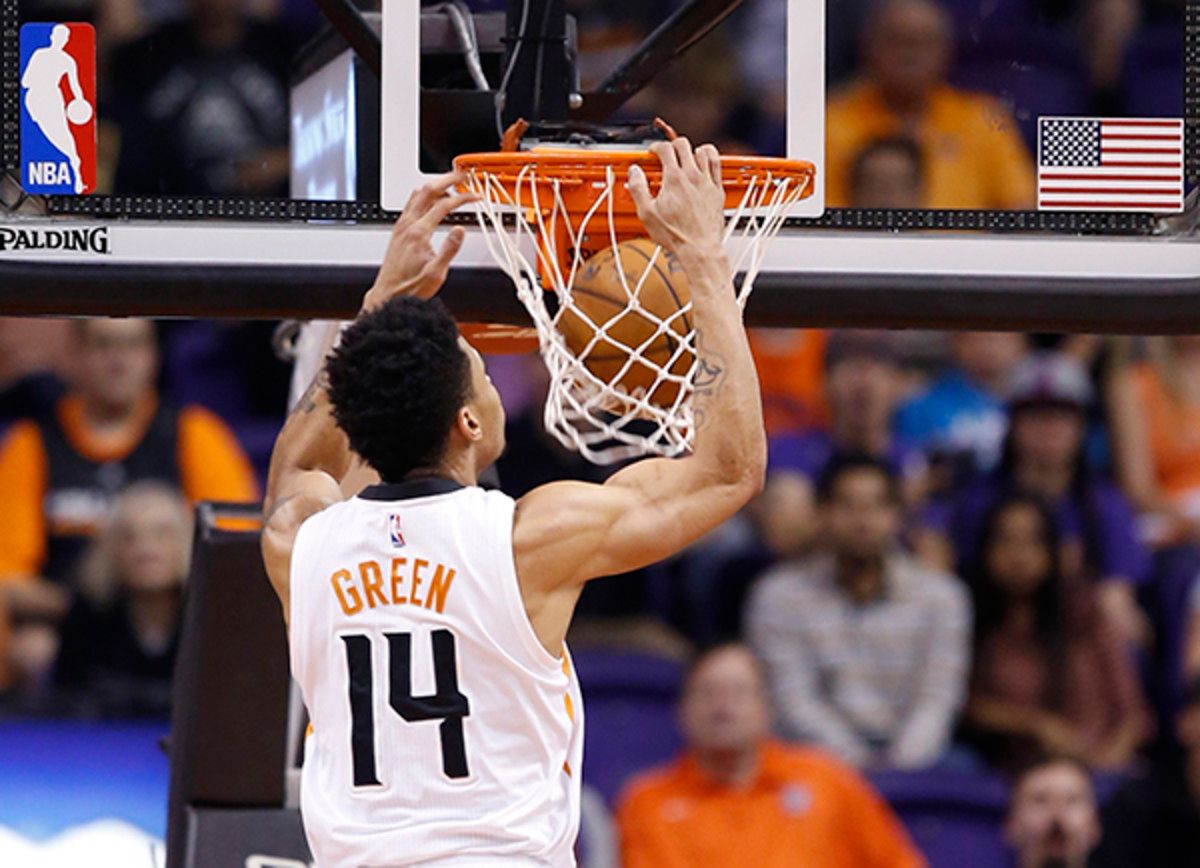 Suns’ Gerald Green Sets Himself Up for an Epic Dunk - SI Kids: Sports ...