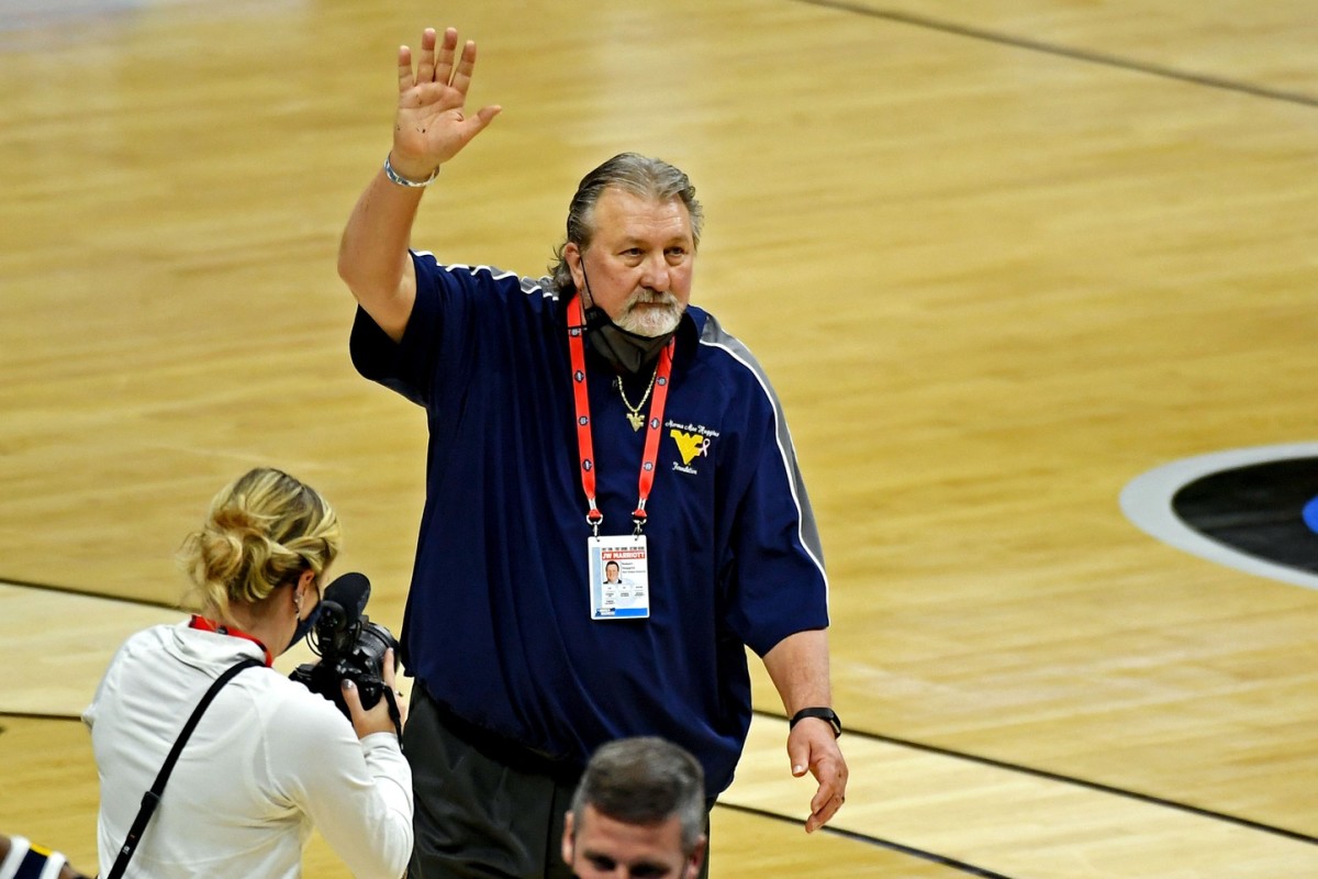 Bob Huggins: The Road to 900 Coaching Wins - SI Kids: Sports News for ...